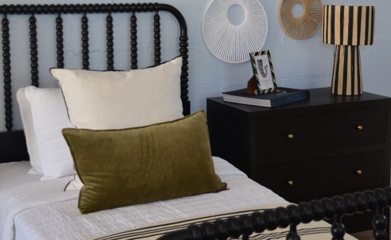 Dune By Sean Kelly - Styled by Sean Co.